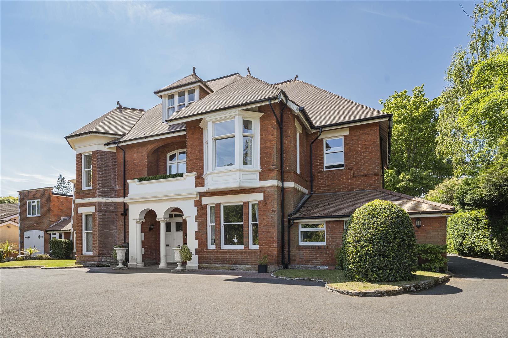 14, Mckinley Road, Bournemouth - Saxe Coburg